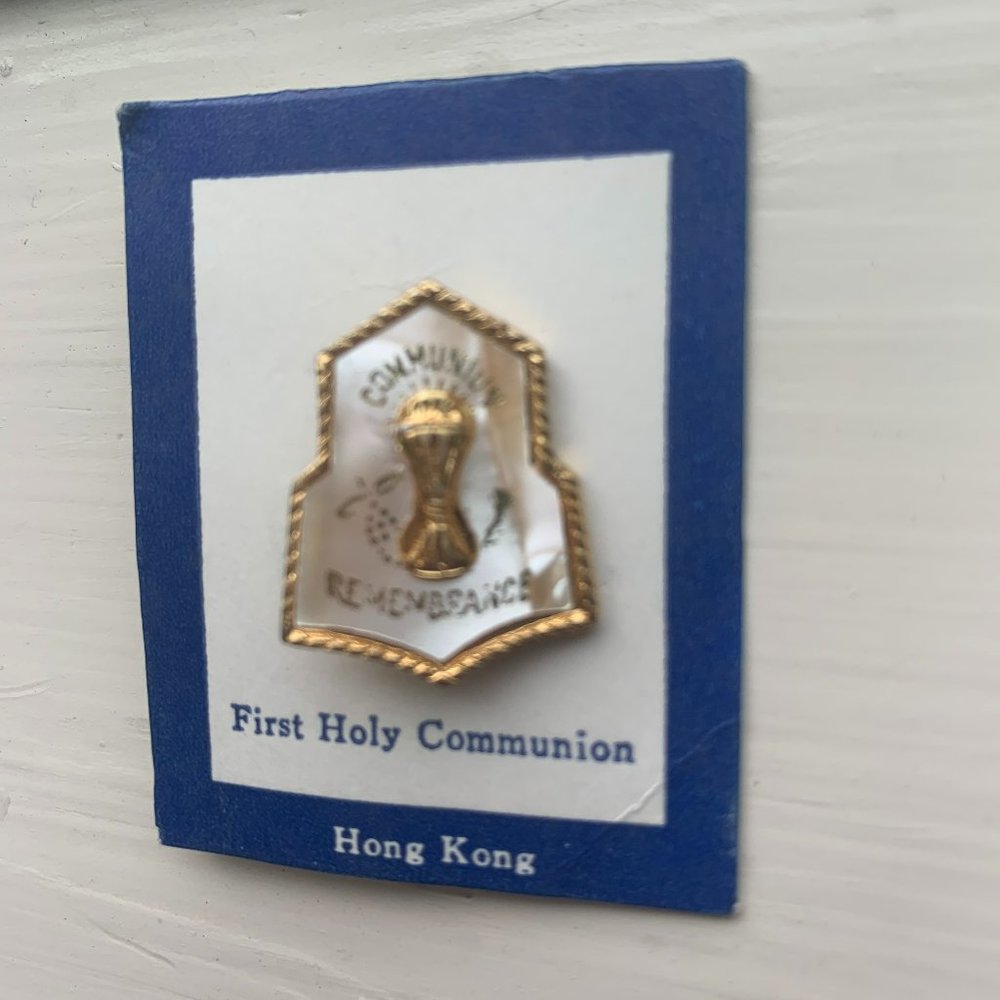 $10 - First Holy Communion Pin, Vintage. Free W/ Any … - Gem